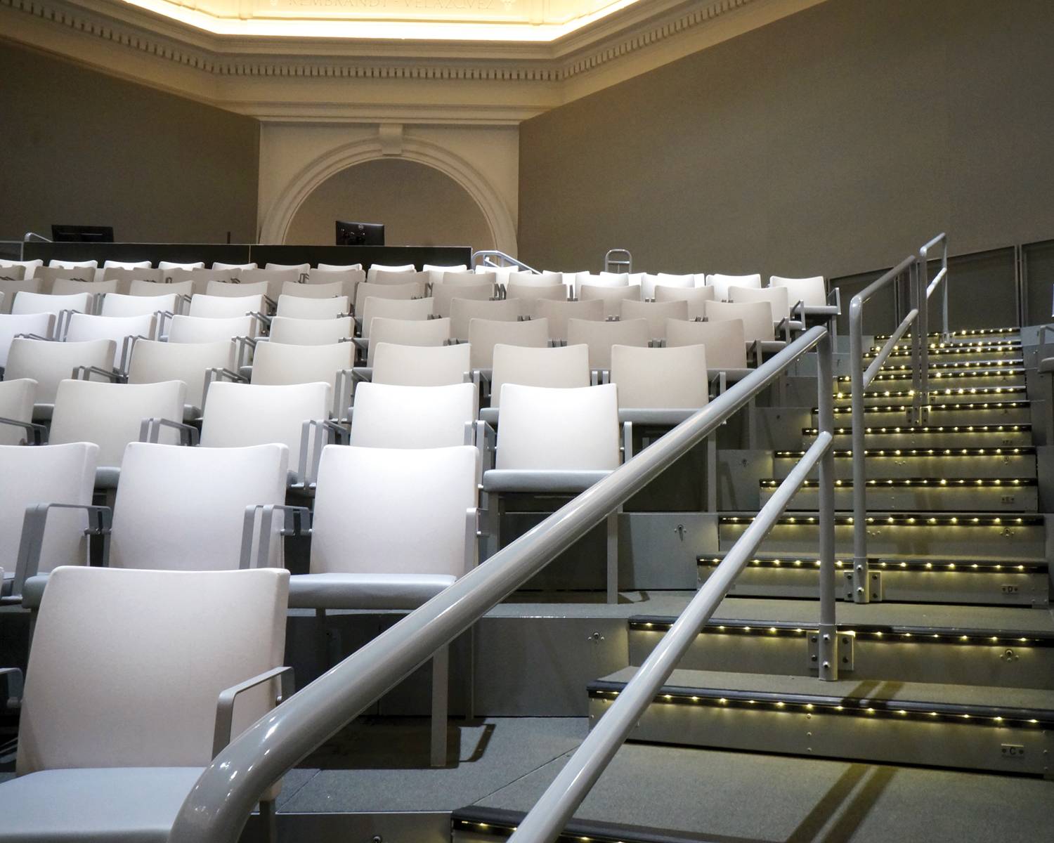 Dressing Up the Stage – PUPN