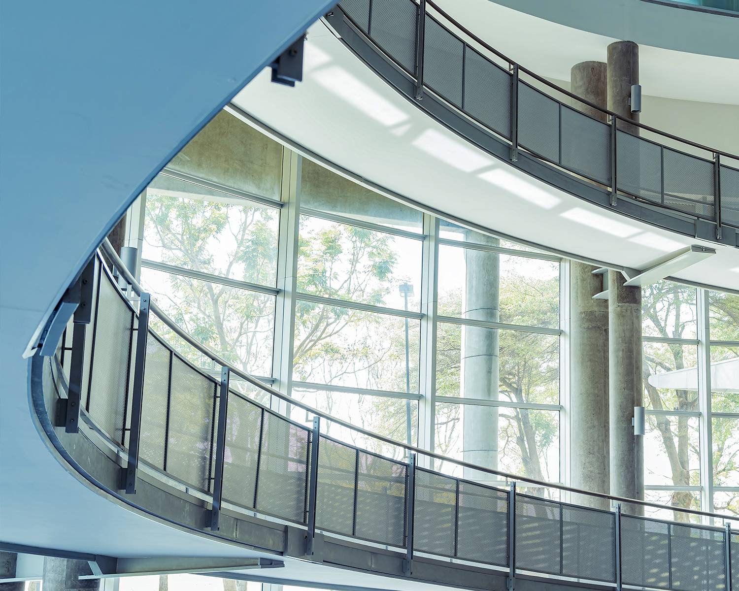 Daylighting and Biophilic Design: How Nature Can Benefit the Learning ...