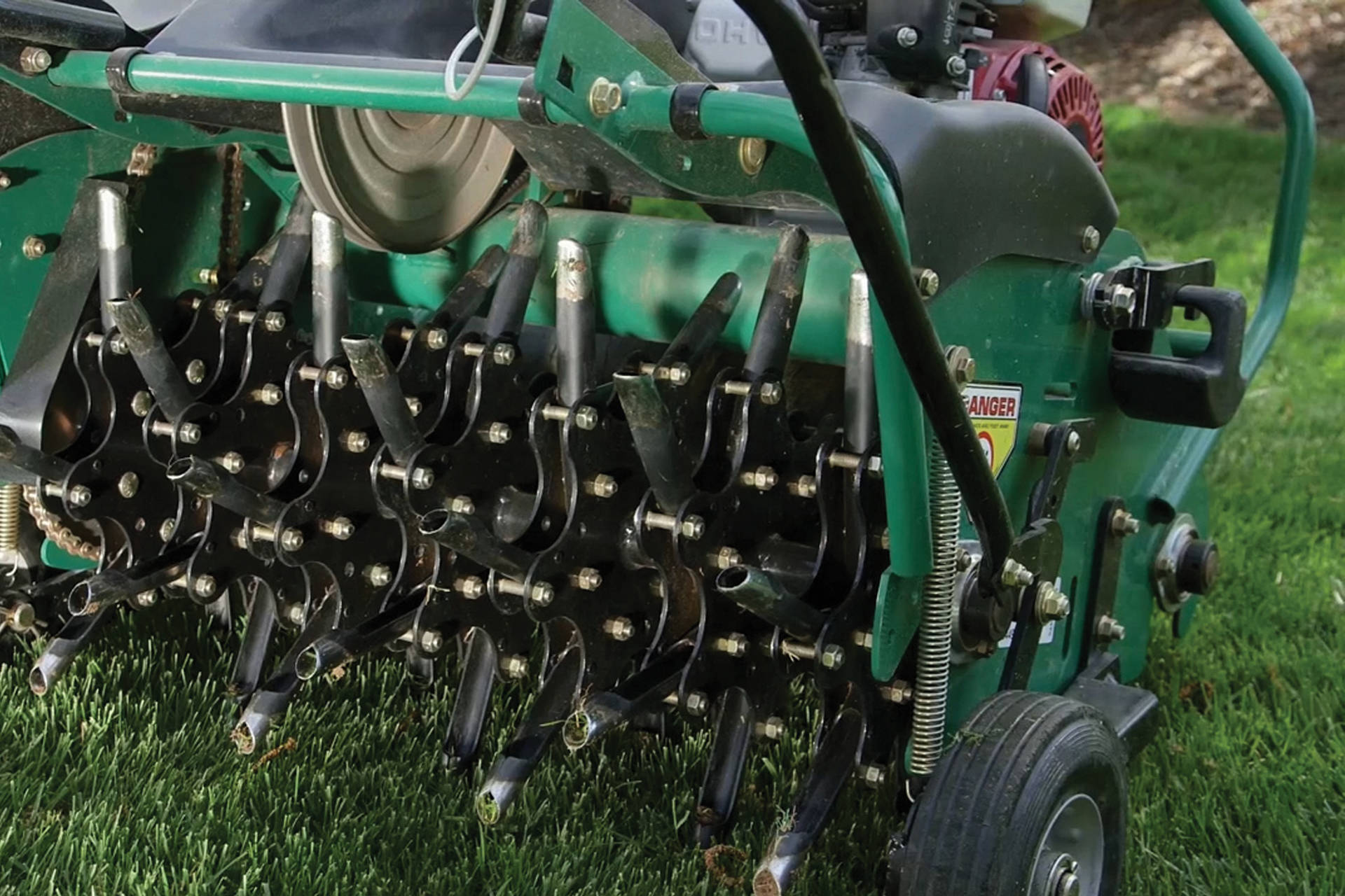 Selecting Aeration Equipment for Ground Services Crews – PUPN